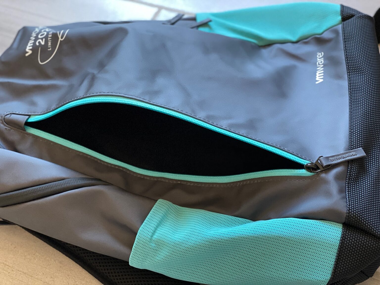 VMworld 2021 Backpack Review - VMscrub